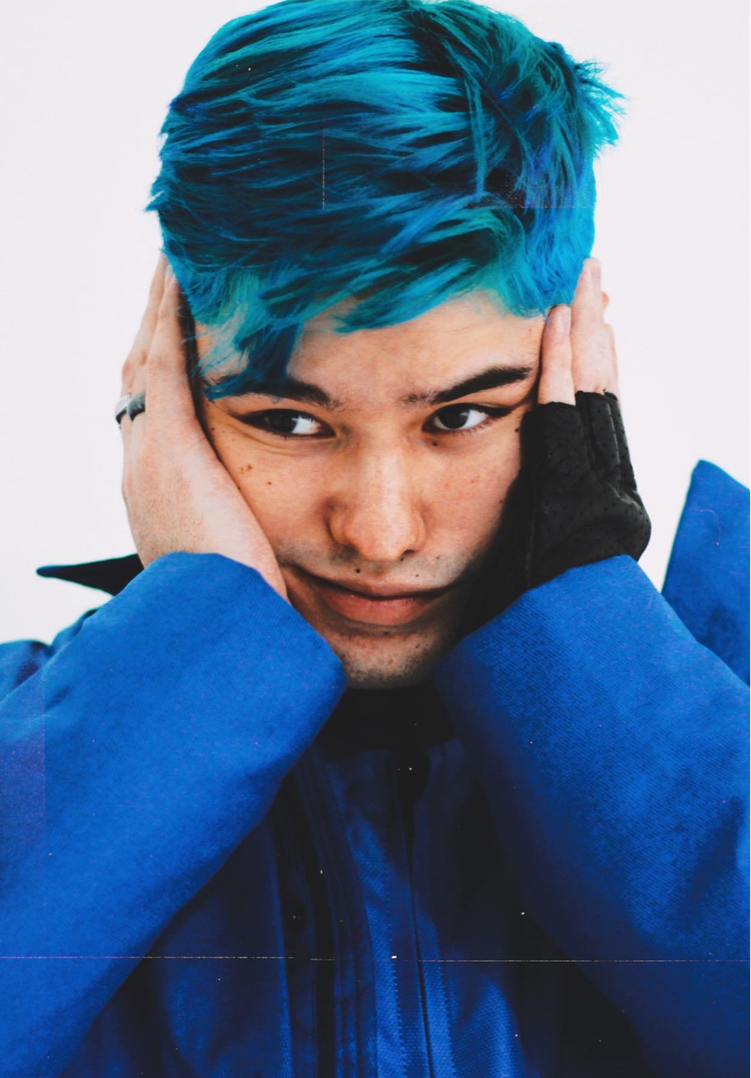 A-WALL ESTRENA SENCILLO "SOLO" Y ANUNCIA SU NUEVO ÁLBUM "AUTOPILOT"